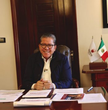 Fresnillo izará bandera blanca en rescate carretero: Gobernador David ...